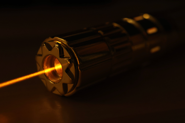 "Valkyrie" 593nm Pro Laser Pointer, Amber-Yellow (Tinker Lasers)